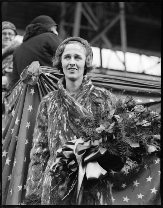 Whitney, Betsey Cushing Roosevelt, 1908- | Leslie Jones: The Camera Man